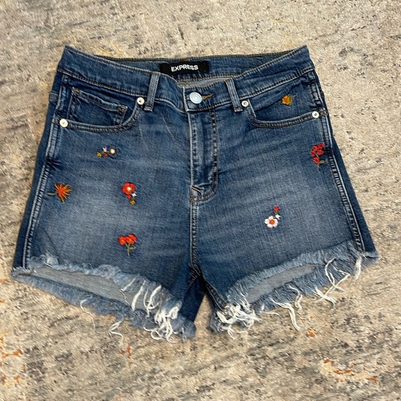 Express | Shorts | Cute Express Jean Shorts Midi High Rise 6 | Poshmark
